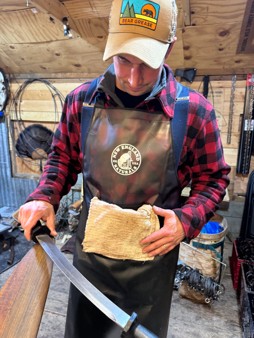 Fur Handling/ Butchering Apron – New England Naturals
